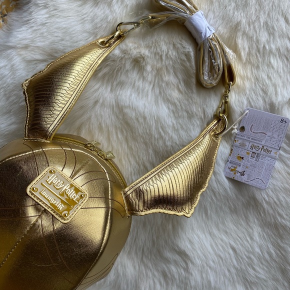 Loungefly | Bags | Loungefly Harry Potter Golden Snitch Crossbody Bag ...